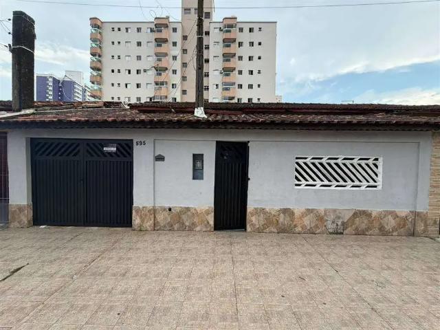 Casa / Sobrado em Condomínio para Venda em Praia Grande/SP Aviação 2 Quartos