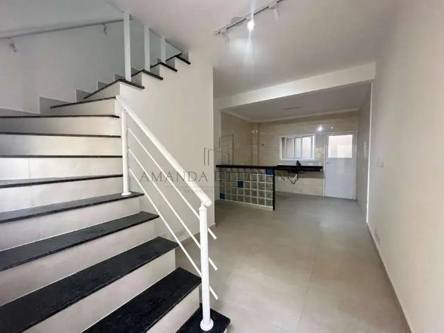 Casa / Sobrado em Condomínio para Venda em Praia Grande/SP Aviação 2 Quartos