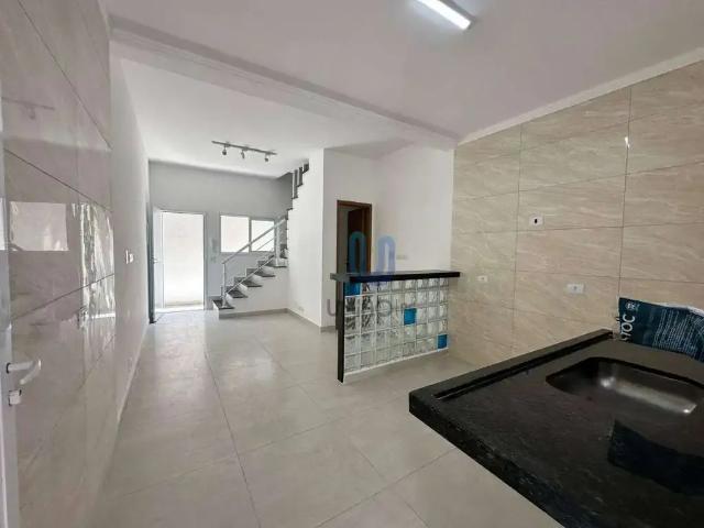 Casa / Sobrado em Condomínio para Venda em Praia Grande/SP Aviação 2 Quartos