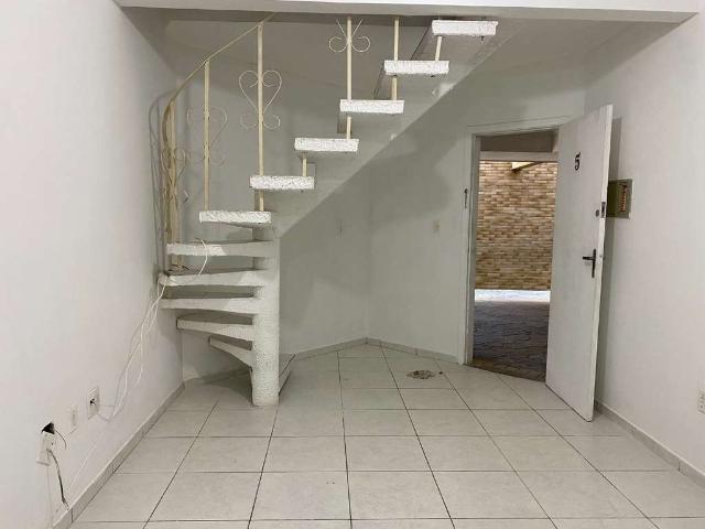 Casa / Sobrado em Condomínio para Venda em Praia Grande/SP Canto do Forte 2 Quartos