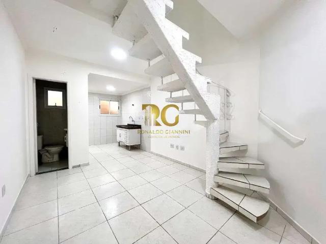Casa / Sobrado em Condomínio para Venda em Praia Grande/SP Canto do Forte 2 Quartos