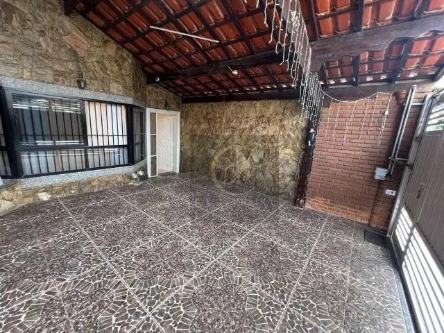 Casa / Sobrado em Condomínio para Venda em Praia Grande/SP Guilhermina 3 Quartos