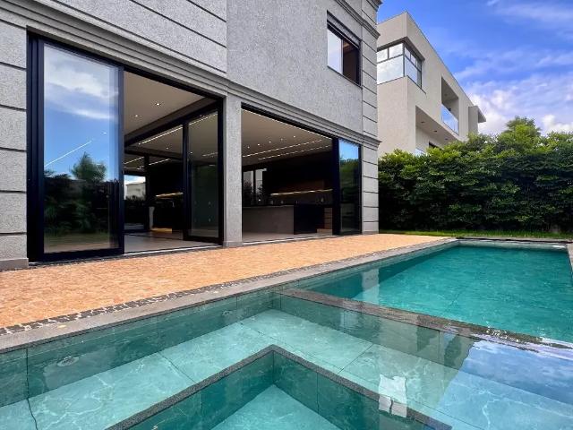 Casa / Sobrado em Condomínio para Venda em Ribeirão Preto/SP Alphaville 4 Quartos