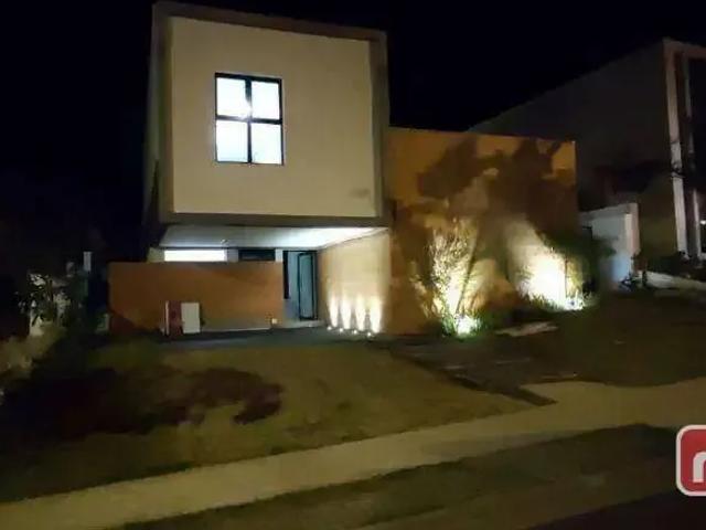 Casa / Sobrado em Condomínio para Venda em Ribeirão Preto/SP Bonfim Paulista 3 Quartos