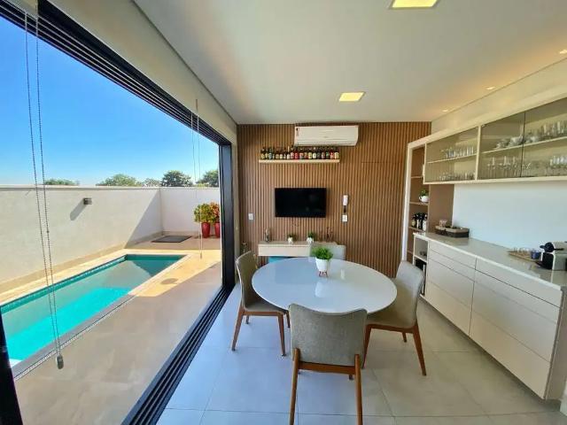 Casa / Sobrado em Condomínio para Venda em Ribeirão Preto/SP Vila do Golf 3 Quartos