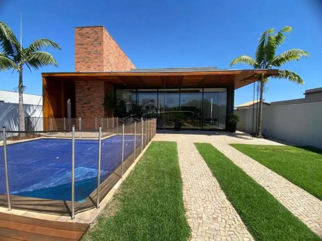 Casa / Sobrado em Condomínio para Venda em Rifaina/SP Residencial Enseada da Fronteira 5 Quartos