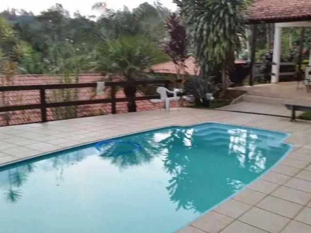 Casa / Sobrado em Condomínio para Venda em Rio Acima/MG Canto das Águas 4 Quartos