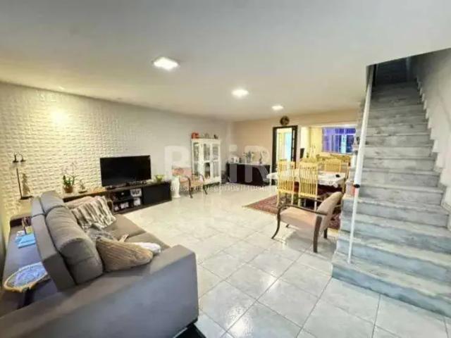 Casa / Sobrado em Condomínio para Venda em Rio de Janeiro/RJ Catete 3 Quartos
