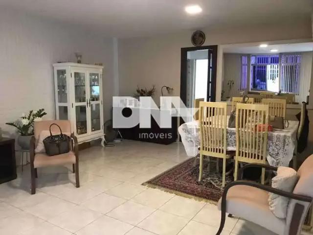 Casa / Sobrado em Condomínio para Venda em Rio de Janeiro/RJ Catete 4 Quartos