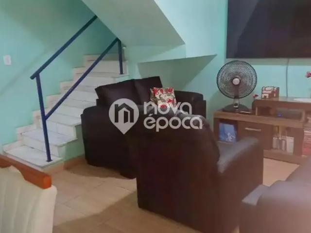 Casa / Sobrado em Condomínio para Venda em Rio de Janeiro/RJ Cascadura 3 Quartos