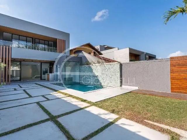 Casa / Sobrado em Condomínio para Venda em Rio de Janeiro/RJ Barra da Tijuca 4 Quartos
