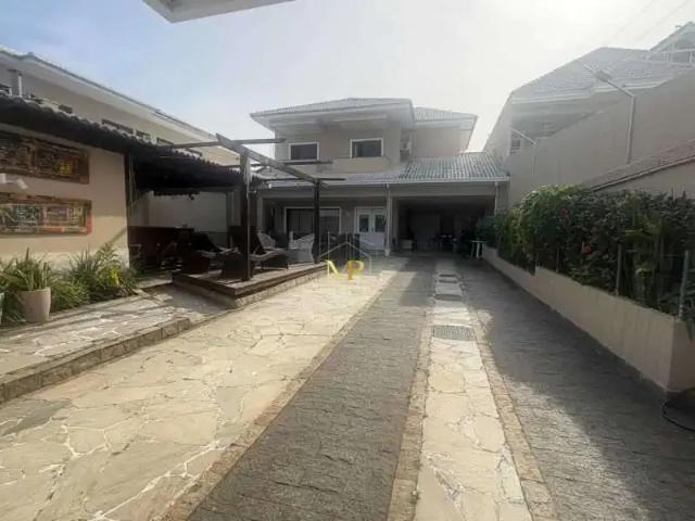 Casa / Sobrado em Condomínio para Venda em Rio de Janeiro/RJ Barra da Tijuca 4 Quartos