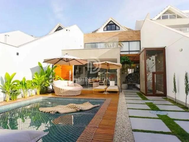 Casa / Sobrado em Condomínio para Venda em Rio de Janeiro/RJ Barra da Tijuca 4 Quartos