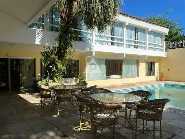Casa / Sobrado em Condomínio para Venda em Rio de Janeiro/RJ Barra da Tijuca 4 Quartos