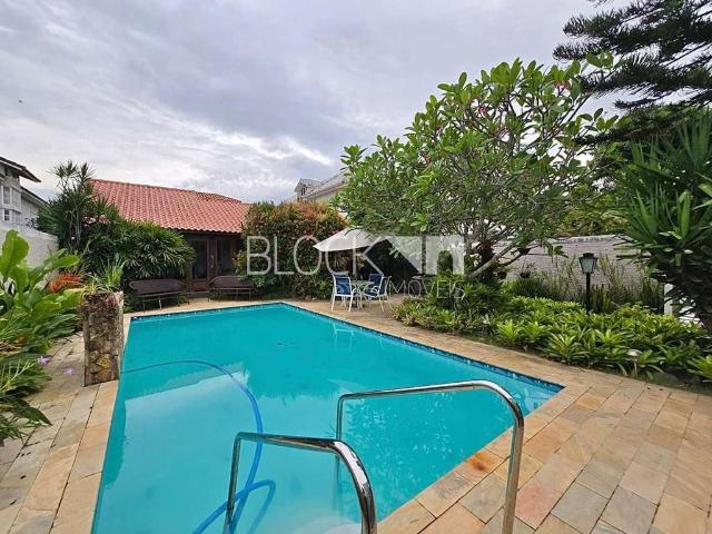 Casa / Sobrado em Condomínio para Venda em Rio de Janeiro/RJ Barra da Tijuca 5 Quartos