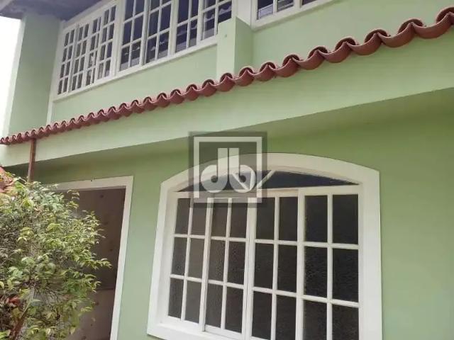 Casa / Sobrado em Condomínio para Venda em Rio de Janeiro/RJ Freguesia Jacarepaguá 2 Quartos