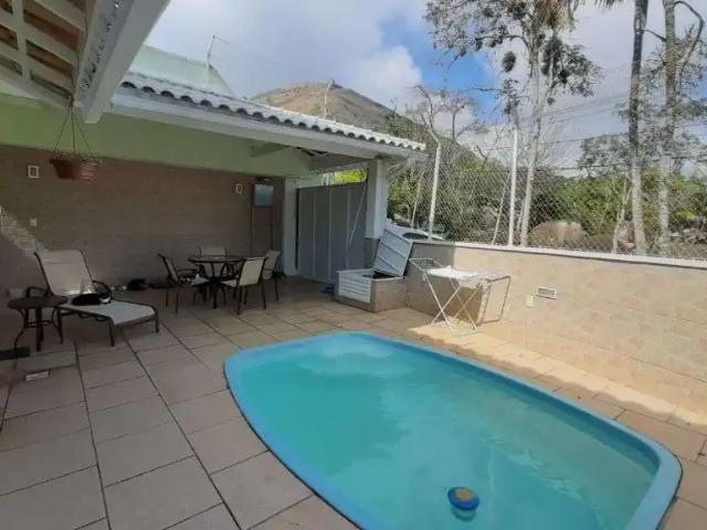 Casa / Sobrado em Condomínio para Venda em Rio de Janeiro/RJ Freguesia Jacarepaguá 3 Quartos