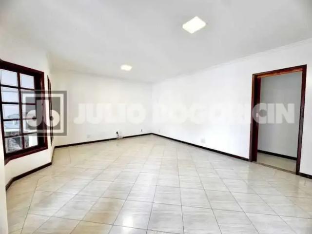 Casa / Sobrado em Condomínio para Venda em Rio de Janeiro/RJ Freguesia Jacarepaguá 3 Quartos