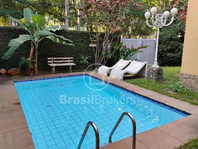 Casa / Sobrado em Condomínio para Venda em Rio de Janeiro/RJ Freguesia Jacarepaguá 3 Quartos