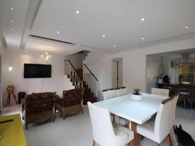 Casa / Sobrado em Condomínio para Venda em Rio de Janeiro/RJ Freguesia Jacarepaguá 4 Quartos