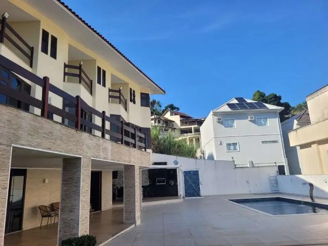 Casa / Sobrado em Condomínio para Venda em Rio de Janeiro/RJ Freguesia Jacarepaguá 4 Quartos