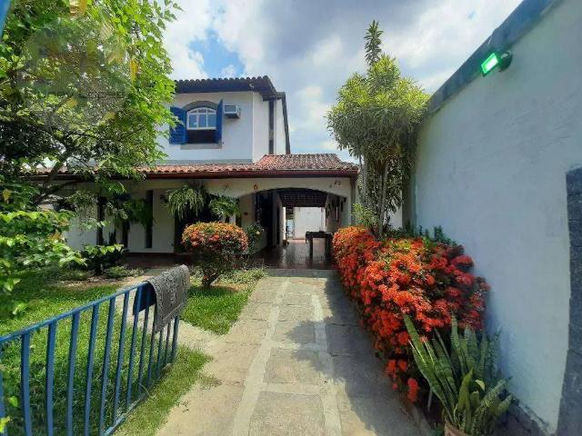Casa / Sobrado em Condomínio para Venda em Rio de Janeiro/RJ Freguesia Jacarepaguá 4 Quartos
