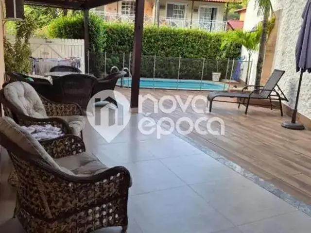 Casa / Sobrado em Condomínio para Venda em Rio de Janeiro/RJ Freguesia Jacarepaguá 5 Quartos