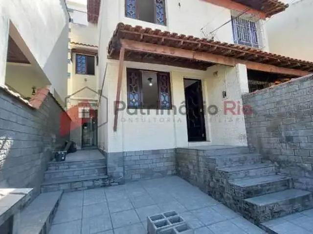 Casa / Sobrado em Condomínio para Venda em Rio de Janeiro/RJ Irajá 3 Quartos