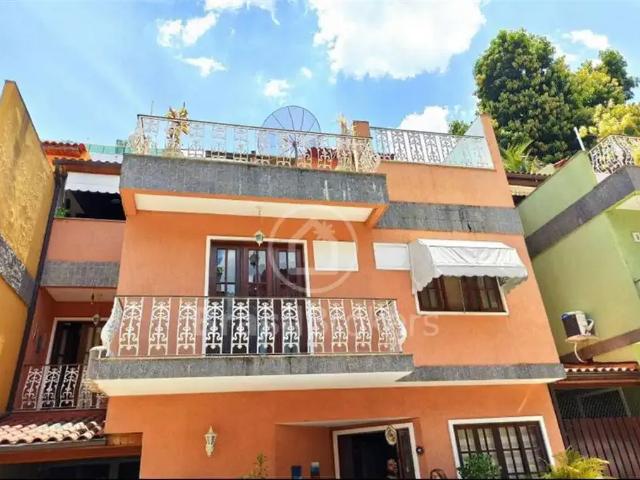Casa / Sobrado em Condomínio para Venda em Rio de Janeiro/RJ Jacarepaguá 3 Quartos