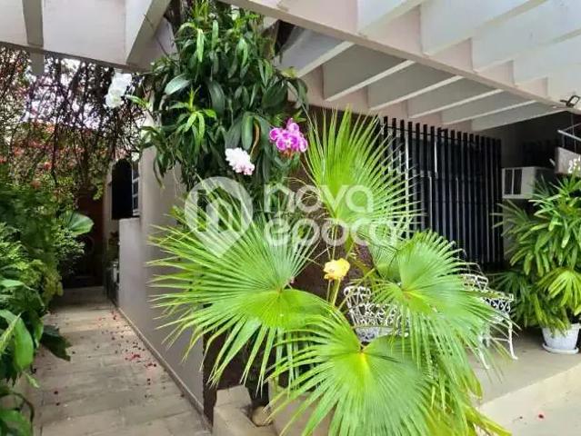 Casa / Sobrado em Condomínio para Venda em Rio de Janeiro/RJ Jardim Guanabara 4 Quartos