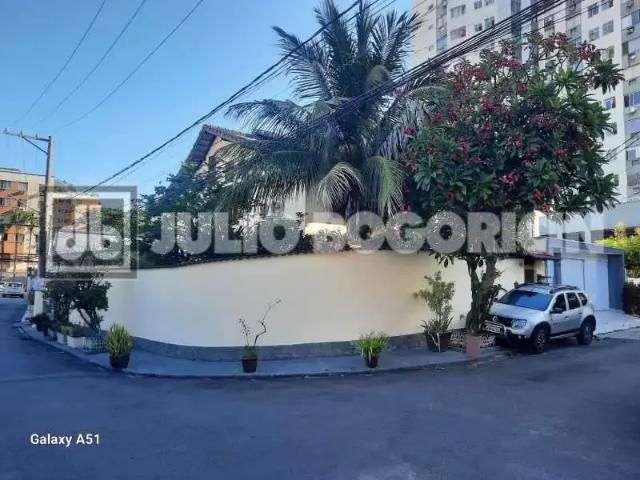 Casa / Sobrado em Condomínio para Venda em Rio de Janeiro/RJ Pechincha 3 Quartos