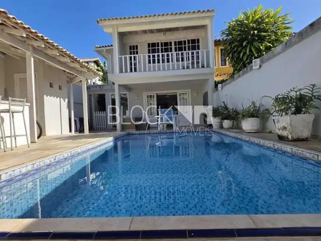 Casa / Sobrado em Condomínio para Venda em Rio de Janeiro/RJ Recreio dos Bandeirantes 3 Quartos
