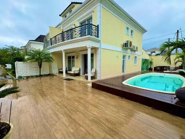 Casa / Sobrado em Condomínio para Venda em Rio de Janeiro/RJ Recreio dos Bandeirantes 3 Quartos
