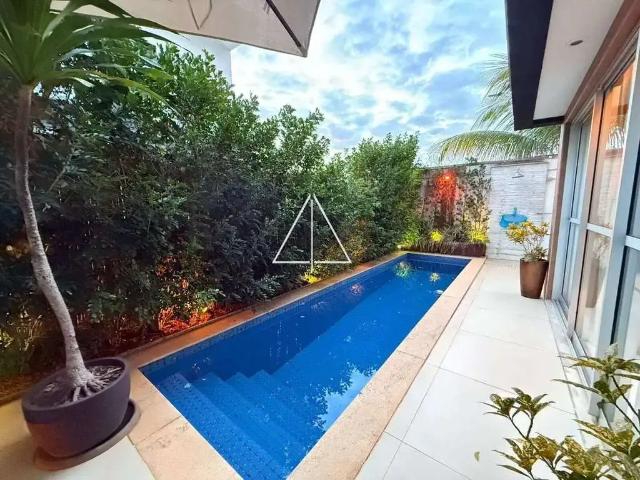 Casa / Sobrado em Condomínio para Venda em Rio de Janeiro/RJ Recreio dos Bandeirantes 3 Quartos