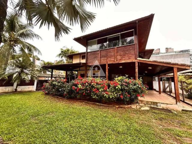 Casa / Sobrado em Condomínio para Venda em Rio de Janeiro/RJ Recreio dos Bandeirantes 3 Quartos