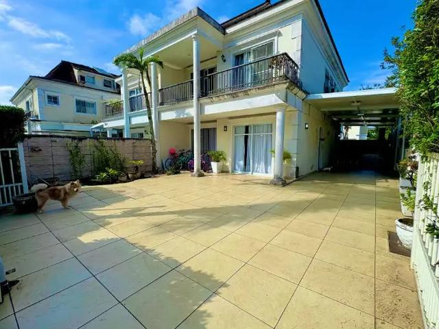 Casa / Sobrado em Condomínio para Venda em Rio de Janeiro/RJ Recreio dos Bandeirantes 3 Quartos