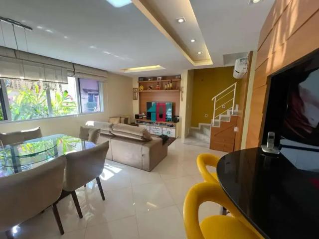 Casa / Sobrado em Condomínio para Venda em Rio de Janeiro/RJ Recreio dos Bandeirantes 3 Quartos