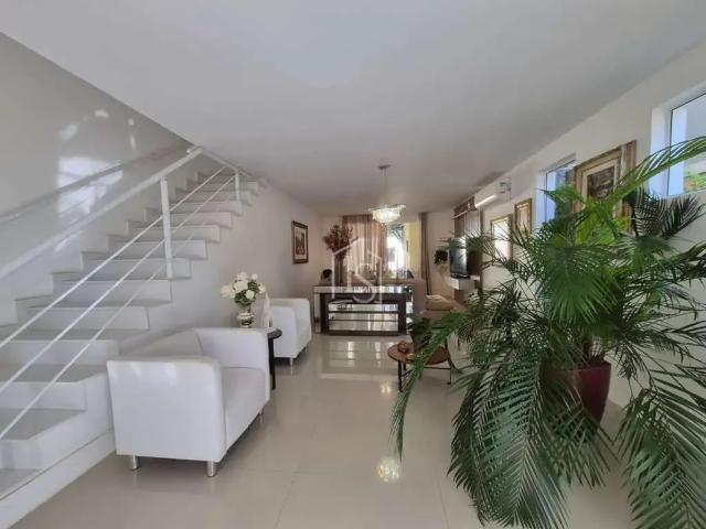 Casa / Sobrado em Condomínio para Venda em Rio de Janeiro/RJ Recreio dos Bandeirantes 4 Quartos