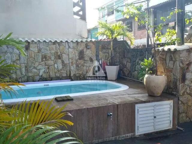Casa / Sobrado em Condomínio para Venda em Rio de Janeiro/RJ Recreio dos Bandeirantes 4 Quartos