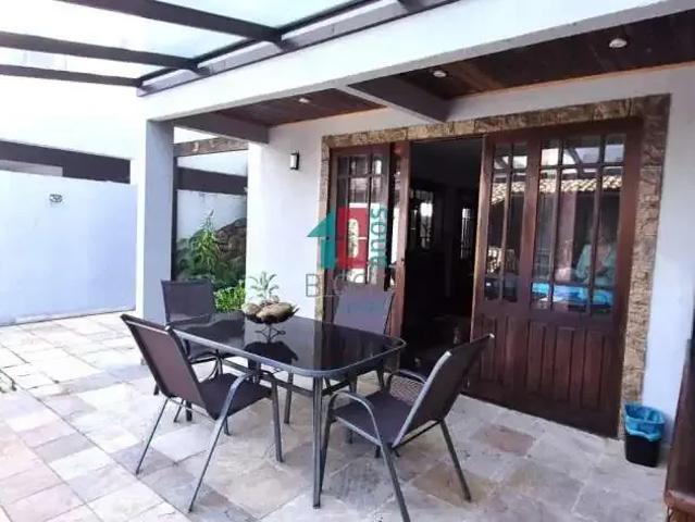 Casa / Sobrado em Condomínio para Venda em Rio de Janeiro/RJ Recreio dos Bandeirantes 5 Quartos