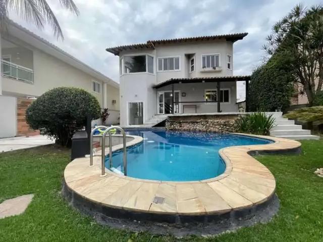 Casa / Sobrado em Condomínio para Venda em Rio de Janeiro/RJ Recreio dos Bandeirantes 5 Quartos