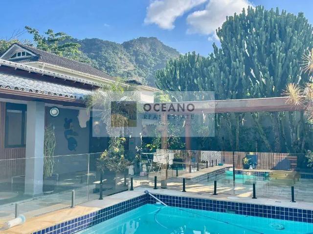 Casa / Sobrado em Condomínio para Venda em Rio de Janeiro/RJ Recreio dos Bandeirantes 5 Quartos