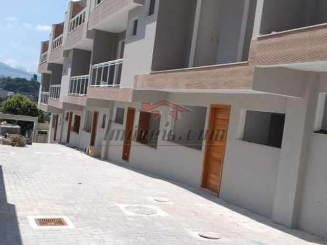 Casa / Sobrado em Condomínio para Venda em Rio de Janeiro/RJ Tanque 3 Quartos