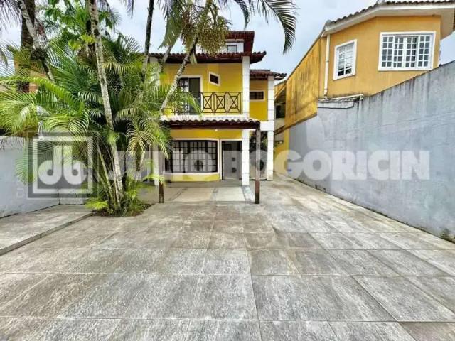 Casa / Sobrado em Condomínio para Venda em Rio de Janeiro/RJ Vargem Grande 4 Quartos