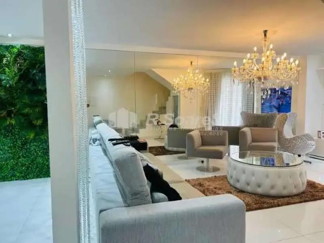 Casa / Sobrado em Condomínio para Venda em Rio de Janeiro/RJ Vargem Pequena 5 Quartos