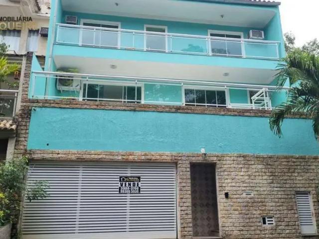 Casa / Sobrado em Condomínio para Venda em Rio de Janeiro/RJ Vila Valqueire 3 Quartos