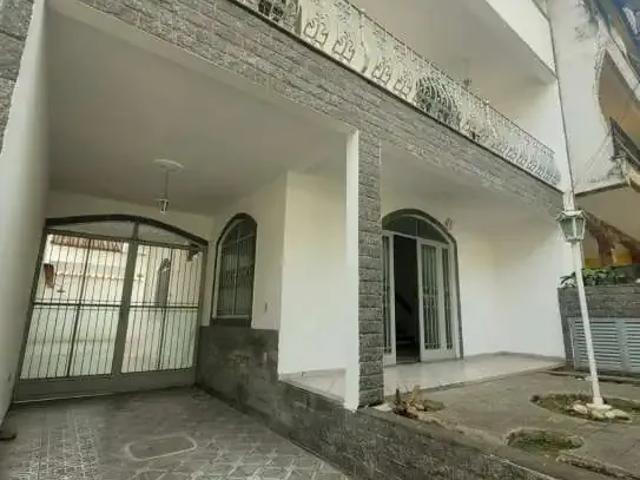 Casa / Sobrado em Condomínio para Venda em Rio de Janeiro/RJ Vila Valqueire 3 Quartos