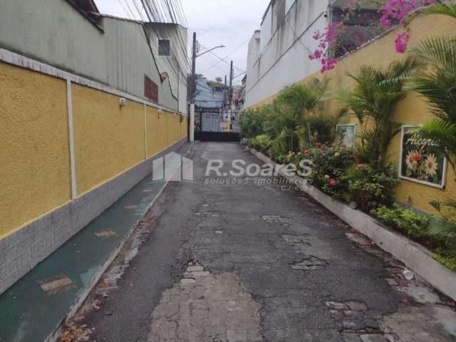 Casa / Sobrado em Condomínio para Venda em Rio de Janeiro/RJ Vila Valqueire 4 Quartos