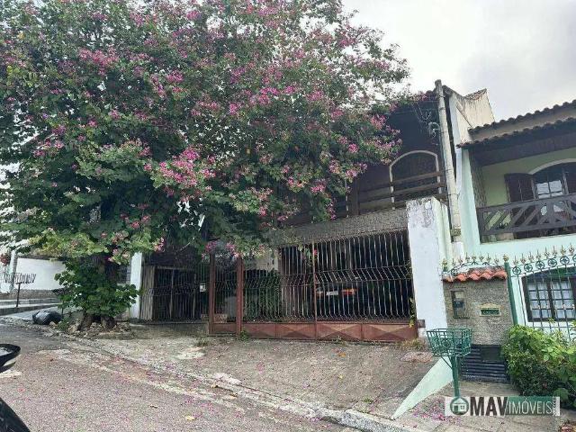Casa / Sobrado em Condomínio para Venda em Rio de Janeiro/RJ Vila Valqueire 4 Quartos