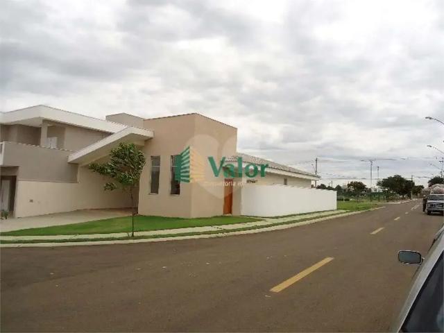 Casa / Sobrado em Condomínio para Venda em São Carlos/SP Condomínio Residencial Quebec 4 Quartos